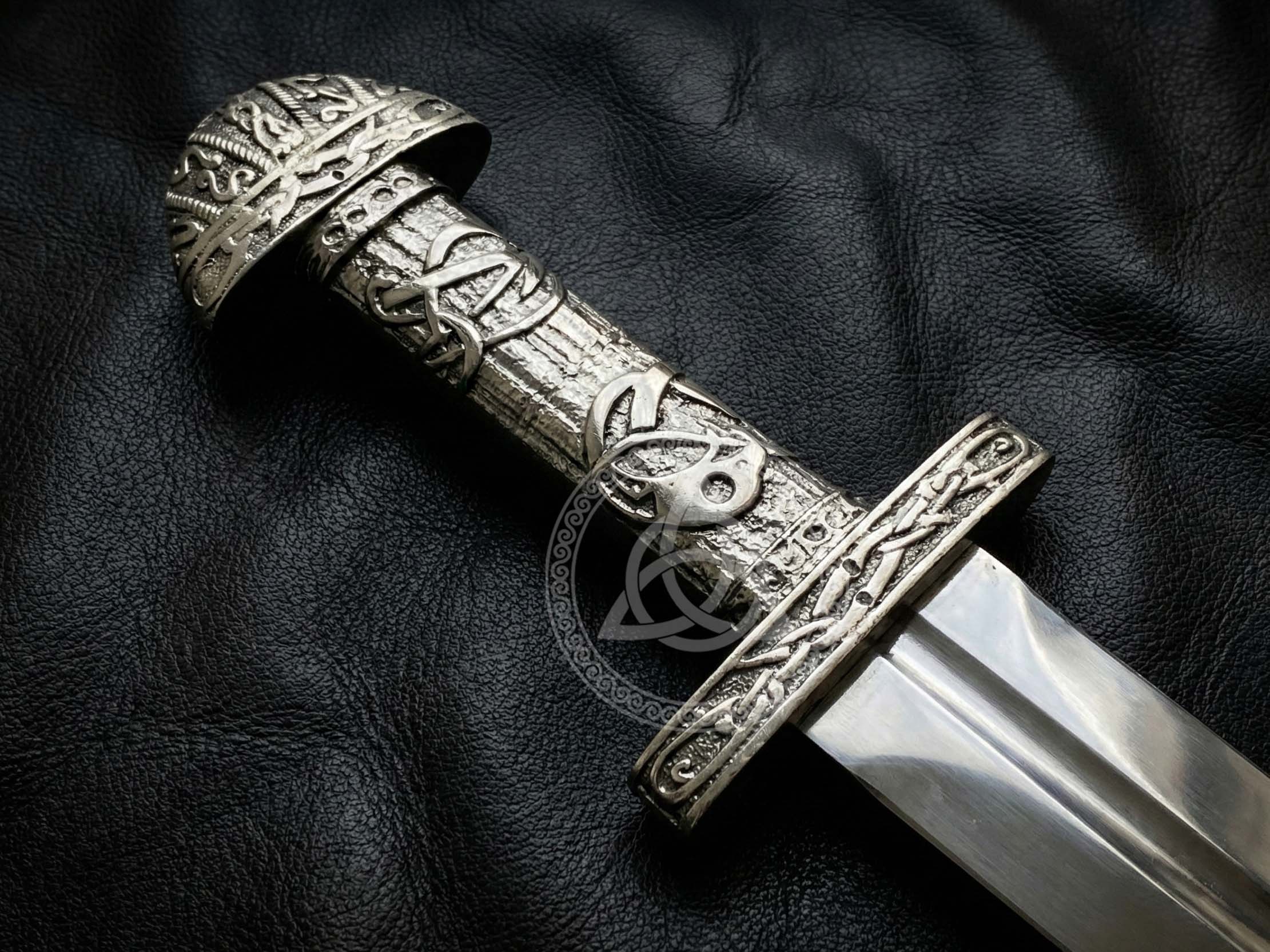 The Urnes Stave Viking Sword Replica With Leather Scabbard – Ragnar Armoury