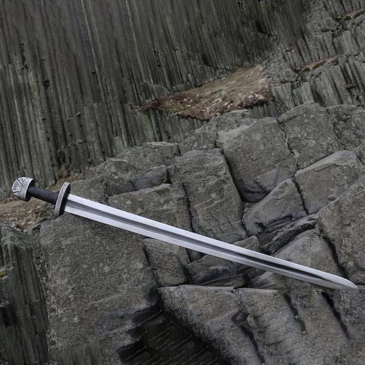Handmade High Carbon Steel Helgi the Viking Sword Viking Replica – Ragnar Armoury